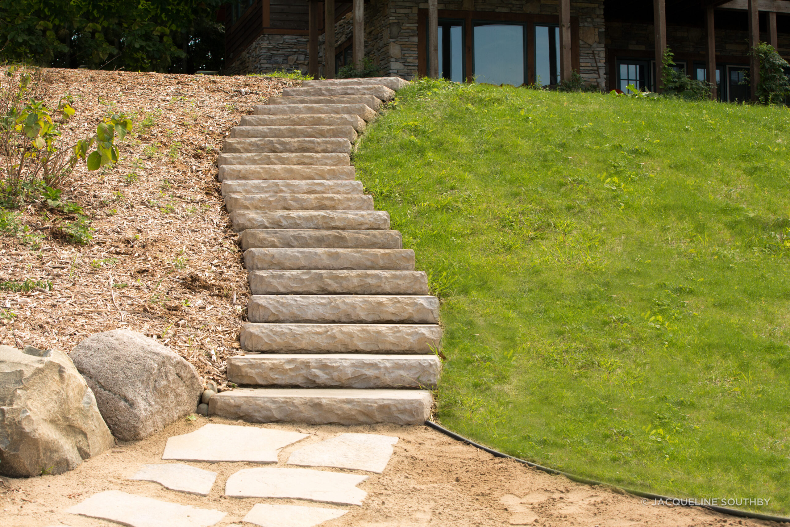 36" Dimensional Step, Buff - Georgia Landscape Supply