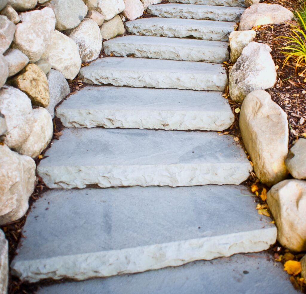 36" Dimensional Step, Gray - Georgia Landscape Supply